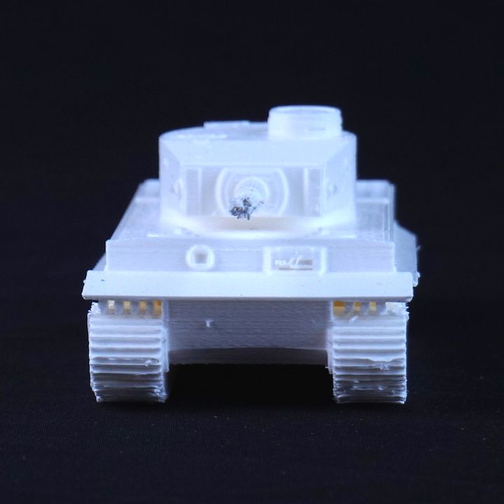 3D Printable Tank by ewelina jankowska