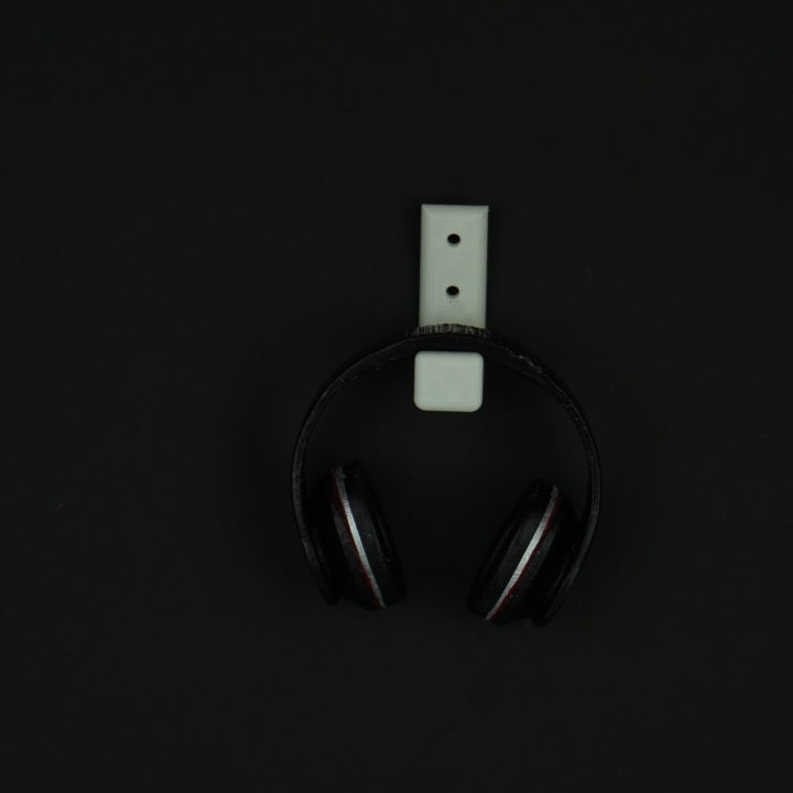 3D Printable Headphone mount linus tech tips by Pierce Brookins