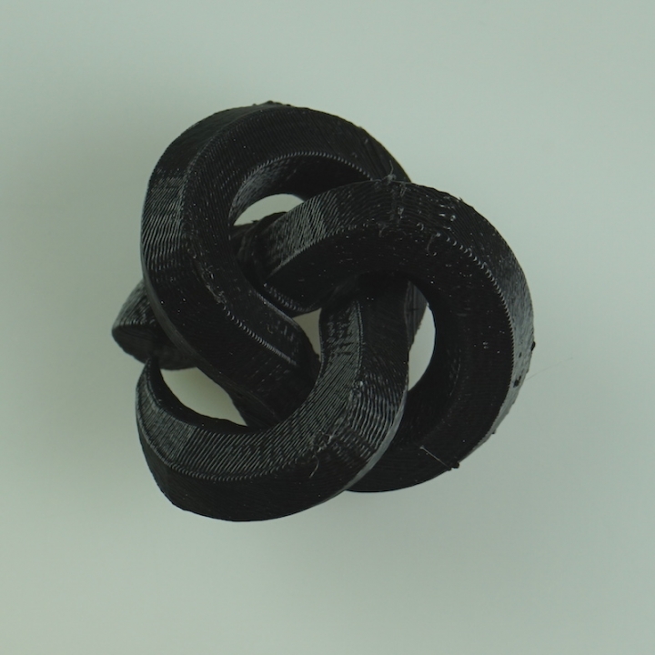 3D Printable Pencil knot by Aaron