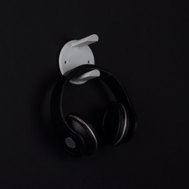3D Printable 10 Degree Headphone Tree by Kelliann Keeler