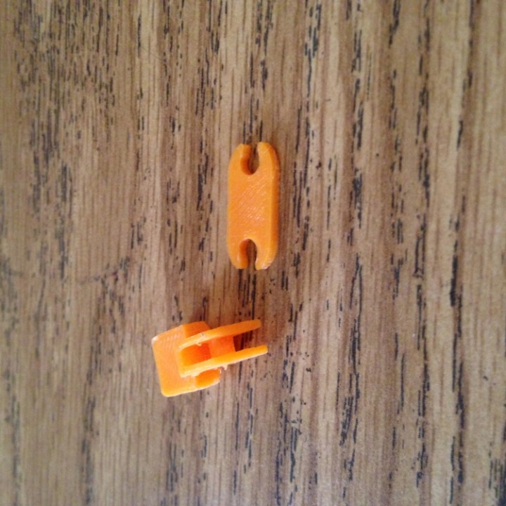 3D Printable Snap-On Pivot Toy by Brendon Leonard
