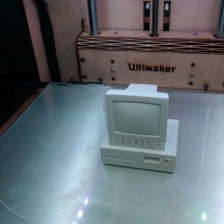 3D Printable Old 486 Style Computer by Brictone