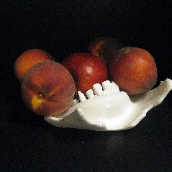 3D Printable Teeth Fruit Bowl by Peter Lemmens
