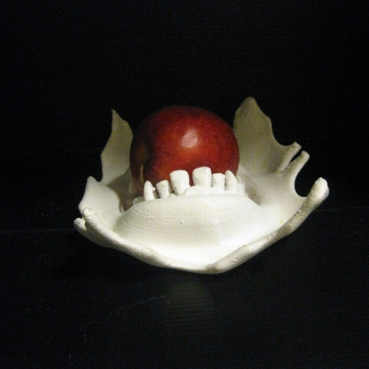 3D Printable Teeth Fruit Bowl by Peter Lemmens