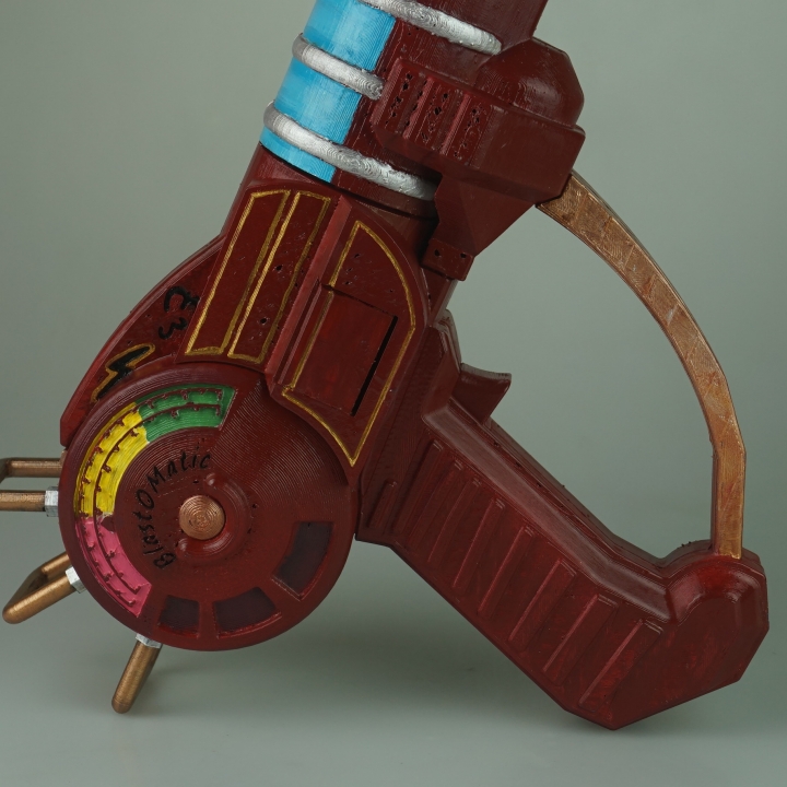 3D Printable Call of Duty Ray Gun by Chris Easton