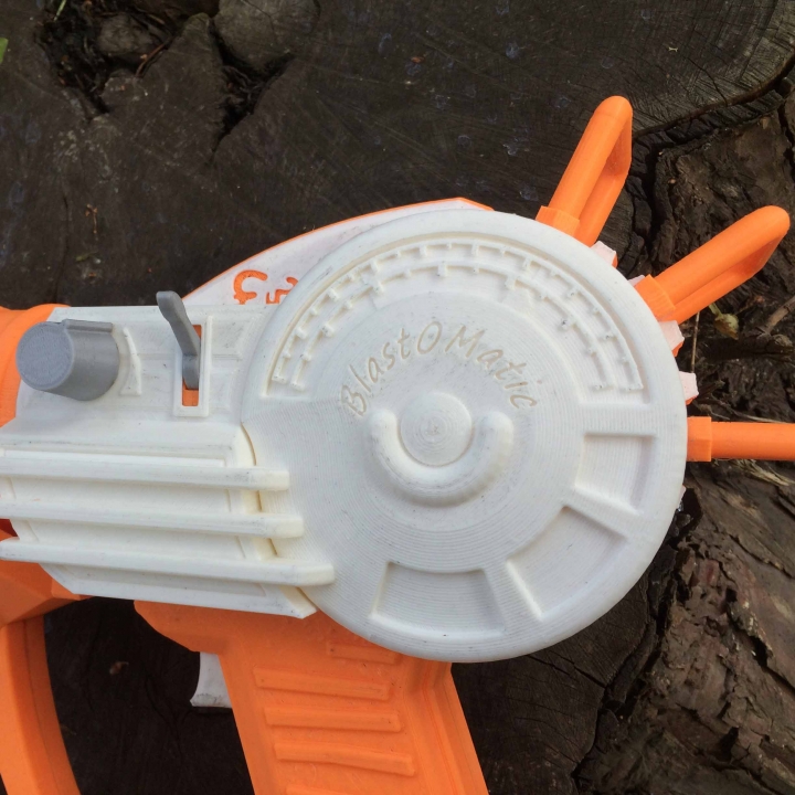 3D Printable Call of Duty Ray Gun by Chris Easton