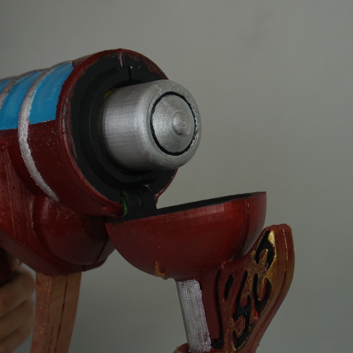 3D Printable Call of Duty Ray Gun by Chris Easton