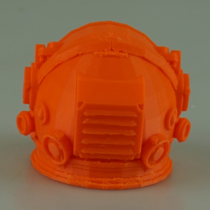 3D Printable Space Helmet by Rob