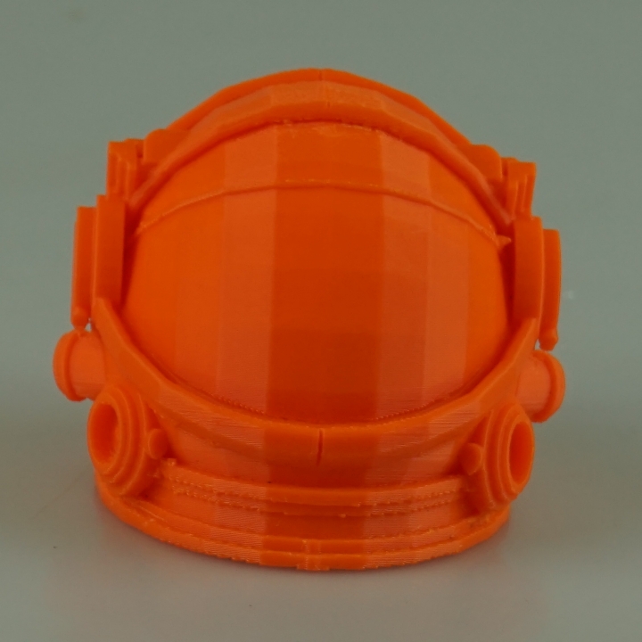 3D Printable Space Helmet by Rob