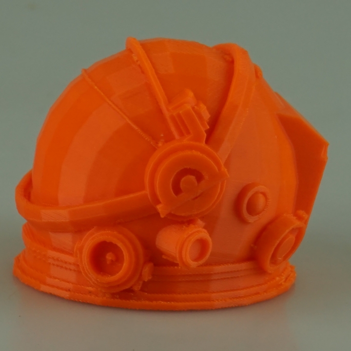 3D Printable Space Helmet by Rob