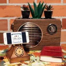 3D Printable Vintage Universal phone stand by Jared Ramkissoon