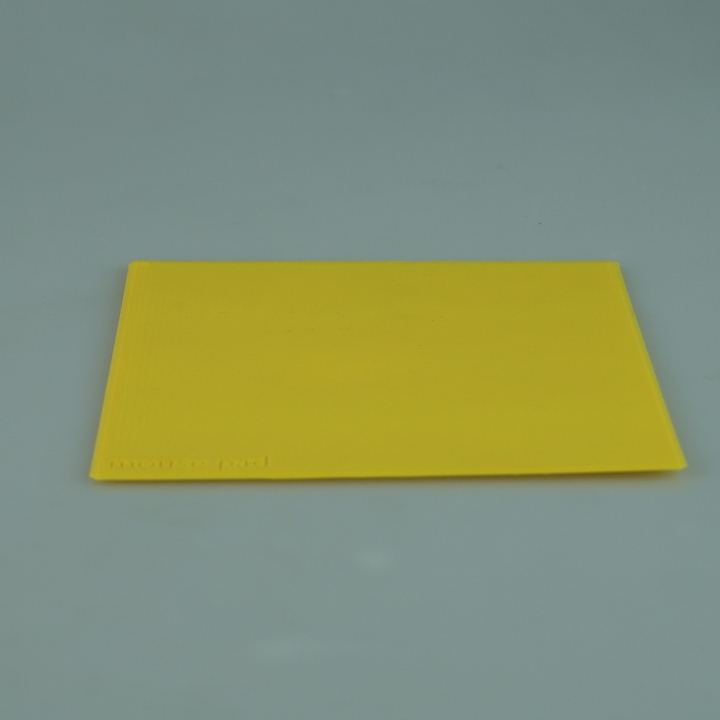 3D Printable Mouse Pad for Flexible Filaments by Eli Dvoskin