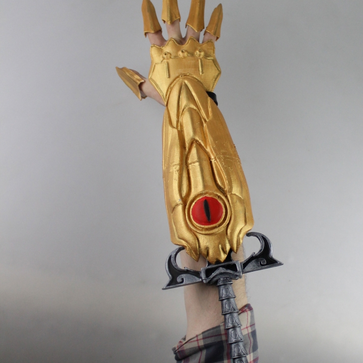 3D Printable Thundercats Claw Shield by Stefanos Anagnostopoulos