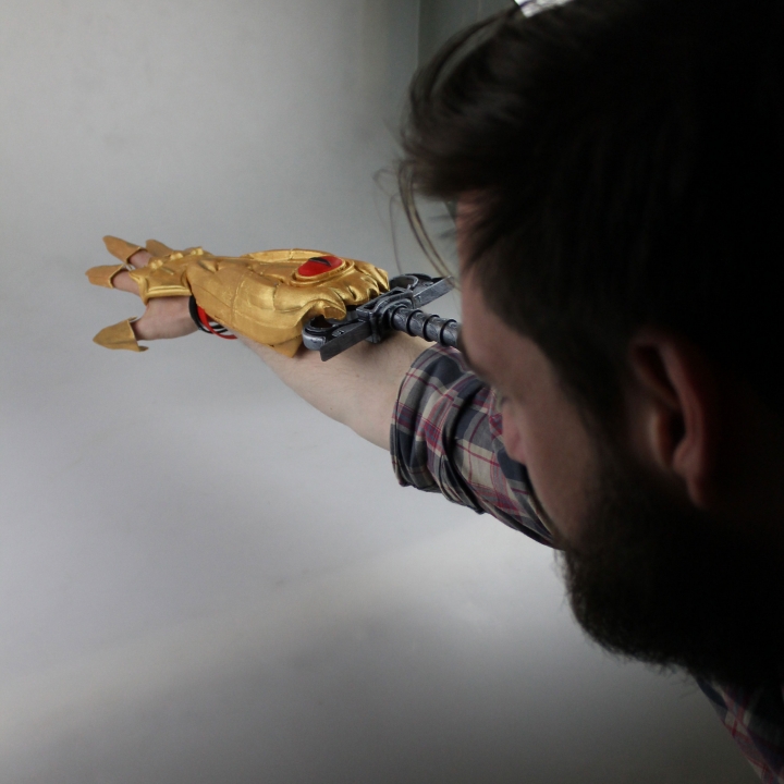 3D Printable Thundercats Claw Shield by Stefanos Anagnostopoulos