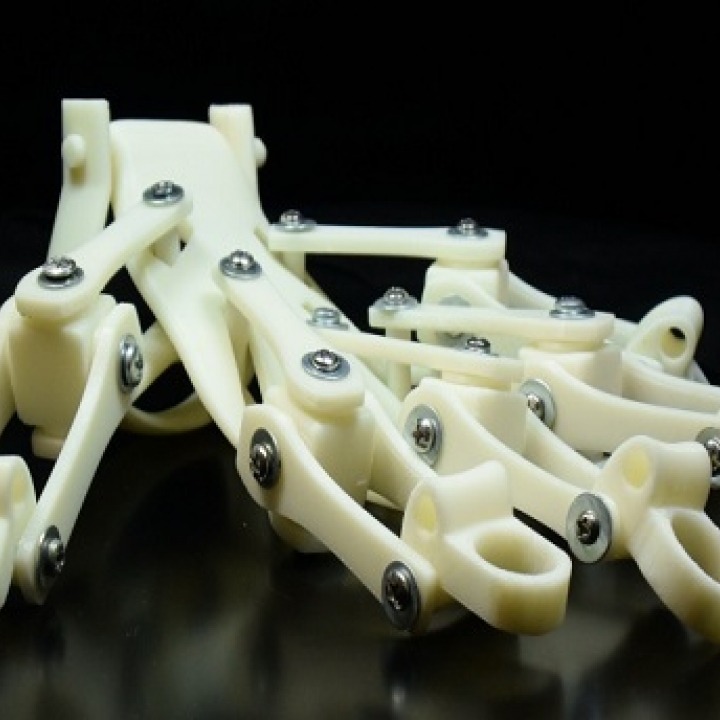 3D Printable 3D Printed Exoskeleton Hands by Alexander Czech