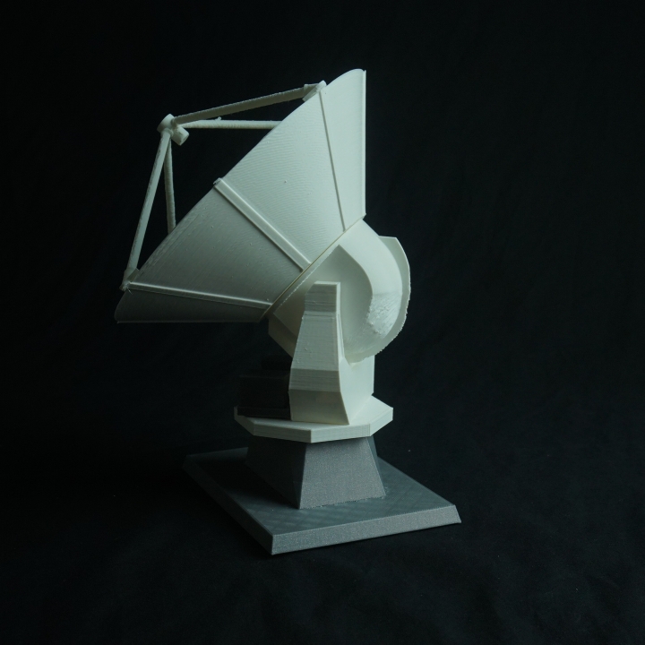 3D Printable Simple Radio Telescope by Andreas Lindegren
