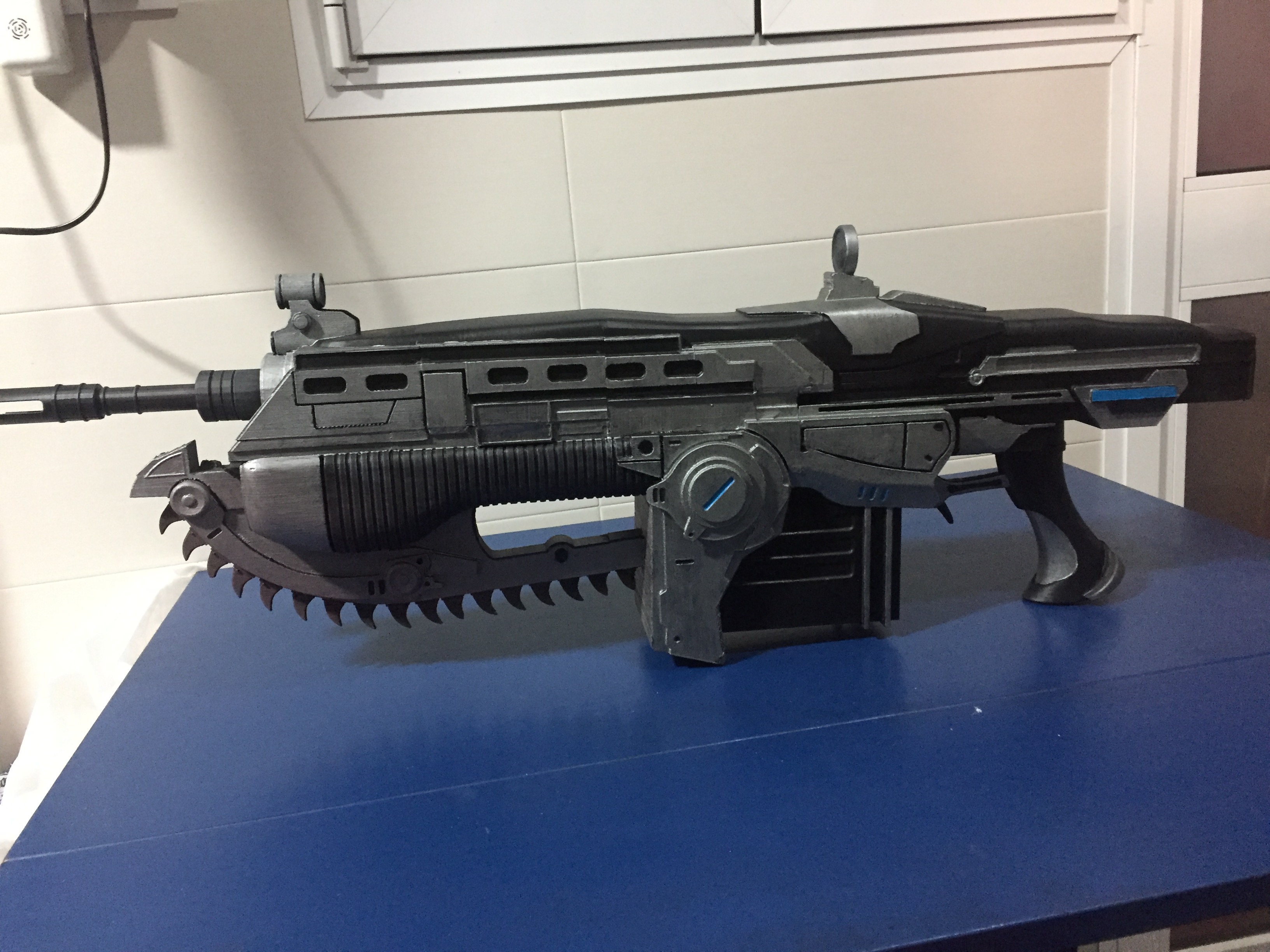 3D Print of Gears Of War Lancer- CHAINSAW GUN! by chatiwar