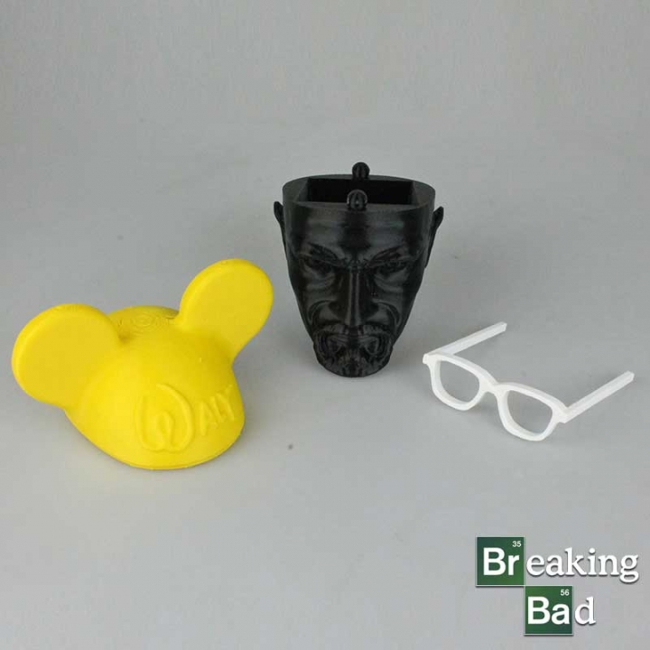 3D Printable Breaking Bad Money Bank! by Ricardo Salomao
