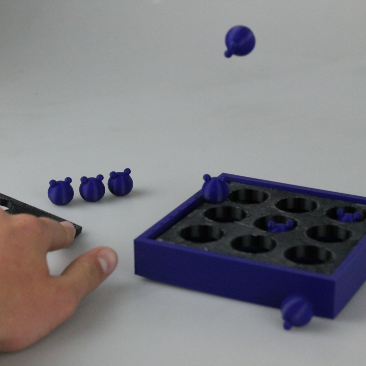 3D Printable Flippy Frog Finger Game by Conor Devine