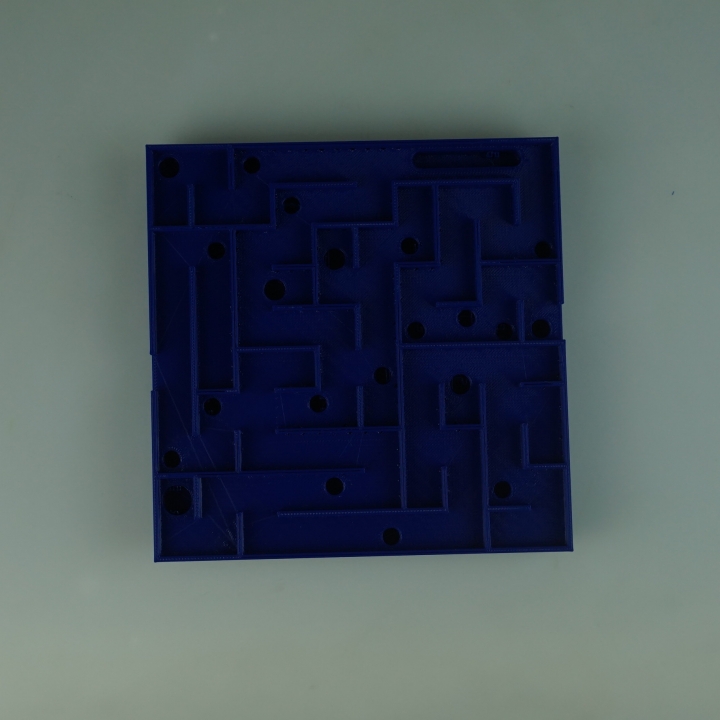 3D Printable LABYRINTH GAME - Basic Puzzle - "The Dark V2" by Nathan Laws