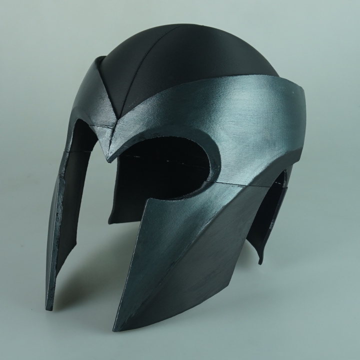 3D Printable Magneto Helmet by Fynn Große-Bley