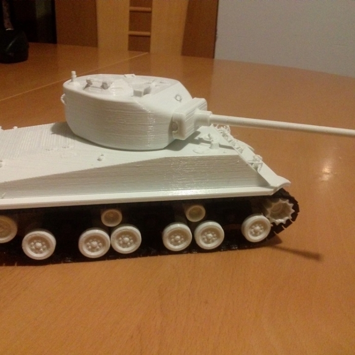 3D Printable Articulated Tank from Fury by Jernej Primon