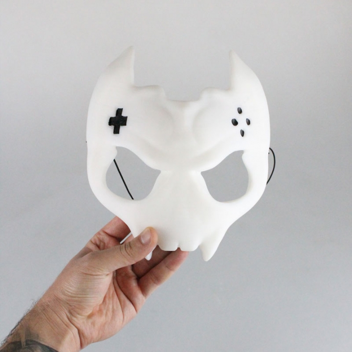 3D Printable BLAME THE CONTROLLER MASK! by Ricardo Salomao