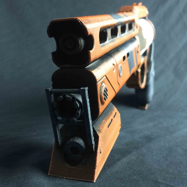 3D Printable Lord High Fixer / Luna's Howl by Kirby Downey