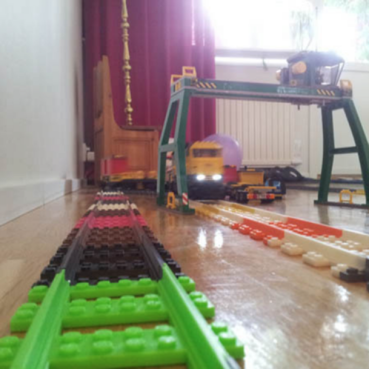 3D Printable Lego Train tracks by Daniel Norée