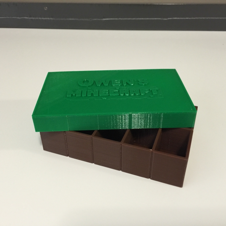 3D Printable Mini Minecraft Box by Brad Hellyar
