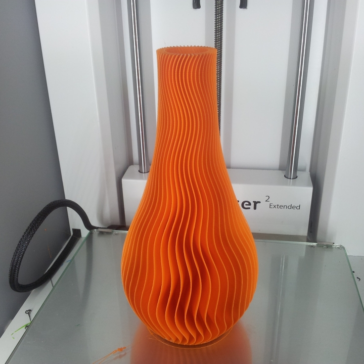 3D Printable Wave Vase by Didier Klein