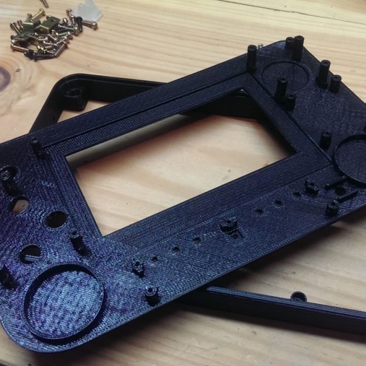 3D Printable Portable Nintendo 64 by Chris Downing