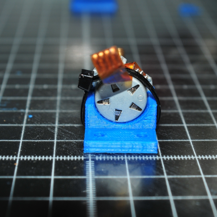 3D Printable Floppy disk drive stepper motor mount by Patrick Pronovost