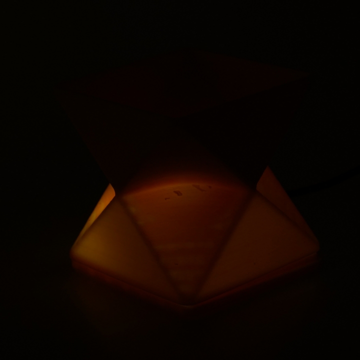 3D Printable USB Lamp_Parabolic Cube by Pablo Lillo