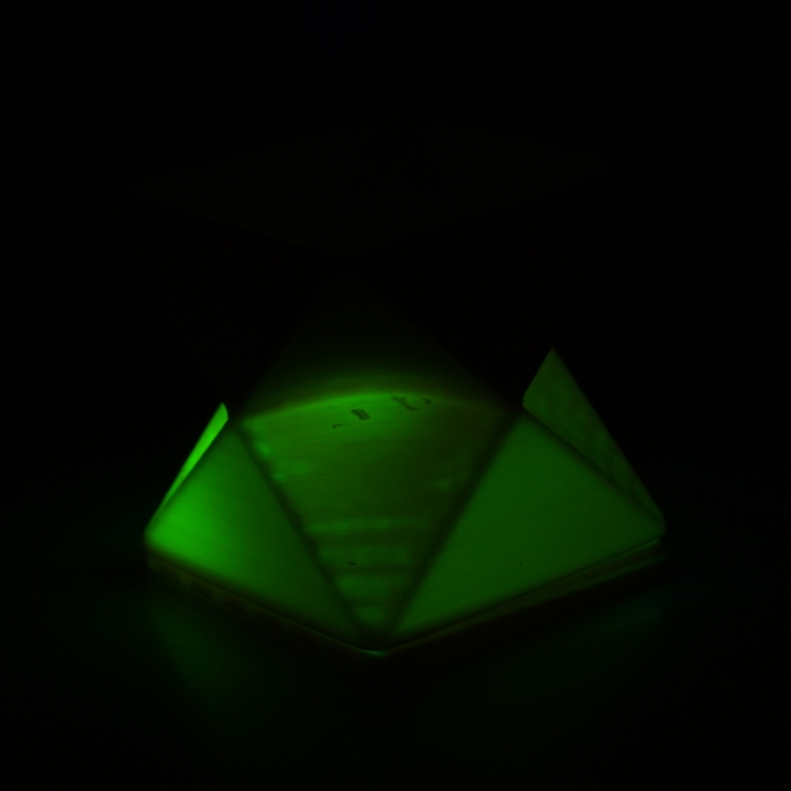 3D Printable USB Lamp_Parabolic Cube by Pablo Lillo