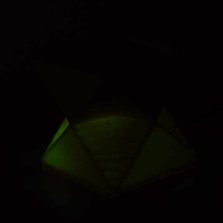 3D Printable USB Lamp_Parabolic Cube by Pablo Lillo