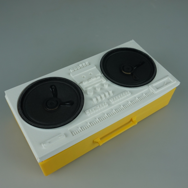 3D Printable Stereo Amplifier - Boombox by Fernando Henrique Fernandes