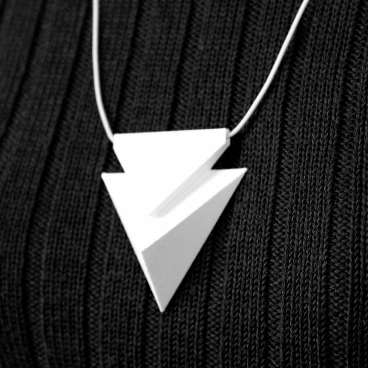 3D Printable Triangular Pendant by Larisa