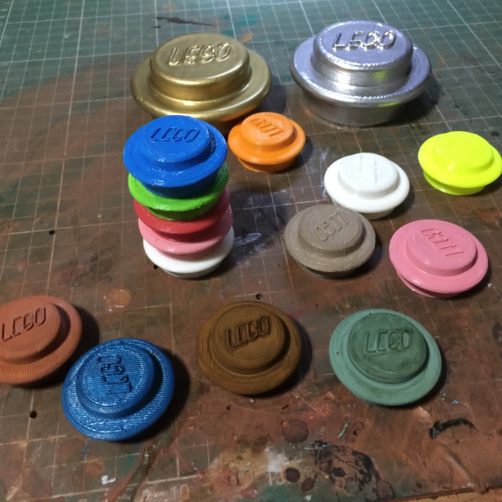 3D Printable Lego Style Coin, Light, Circle ETC.... by Jim