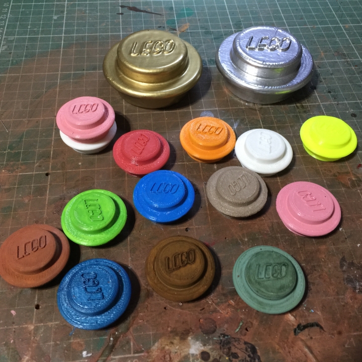 3D Printable Lego Style Coin, Light, Circle ETC.... by Jim