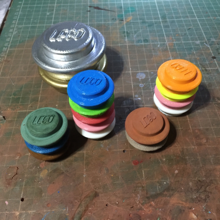 3D Printable Lego Style Coin, Light, Circle ETC.... by Jim