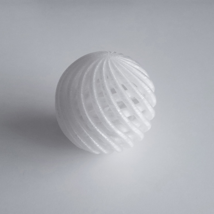 3D Printable Wire Sphere by David Mussaffi