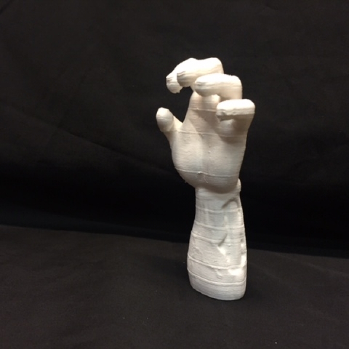 3D Printable Zombie hand by Rakesh Kapadiya