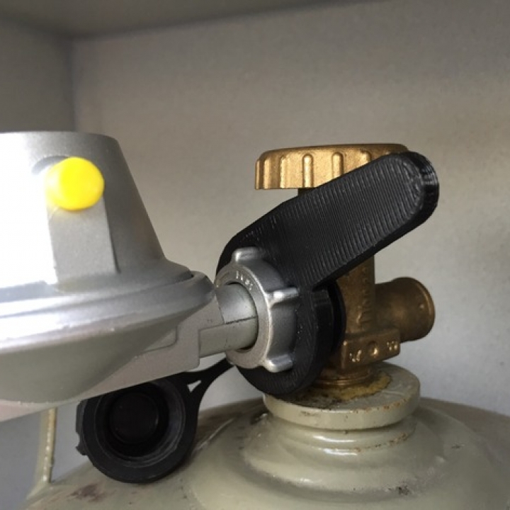 3D Printable Propane Bottle Wrench (German Bottle) by Johannes Scherer