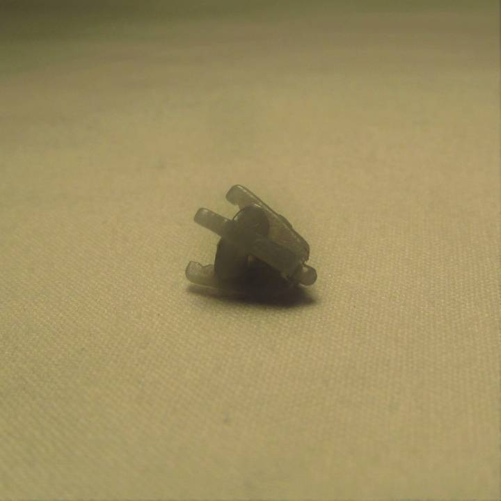 3D Printable 4 prong and base by Adithya