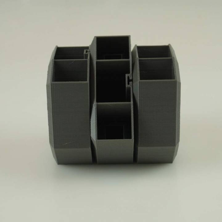 3D Printable Infinite Vase//Planter__simple by Matija Sedak