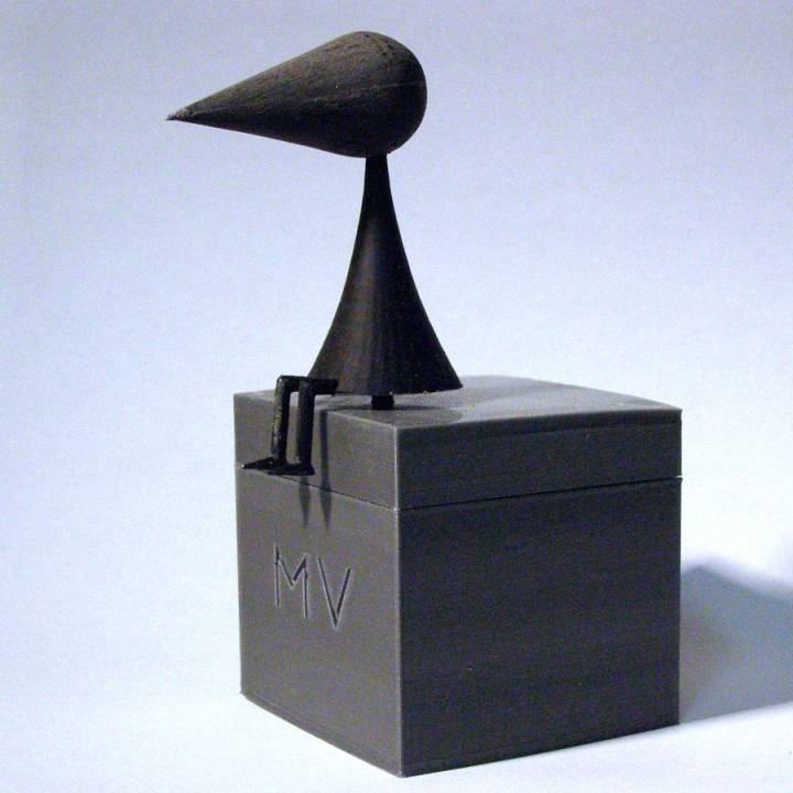3D Printable Monument Valley Crow & Box by Diego Pérez