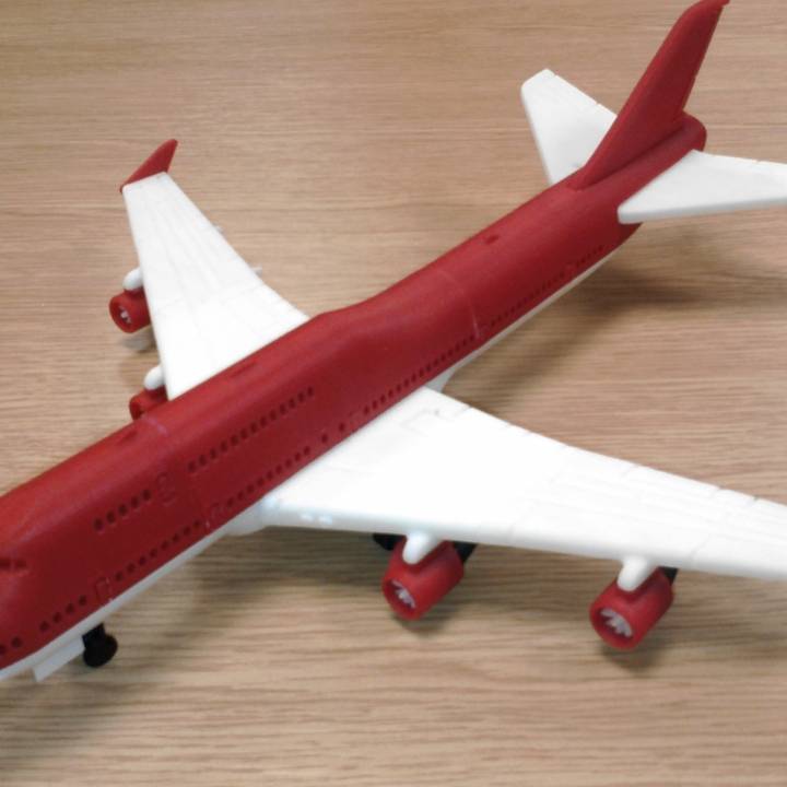 3D Printable SolidWorks-designed and printed Boeing 747 by Jan Goodrich