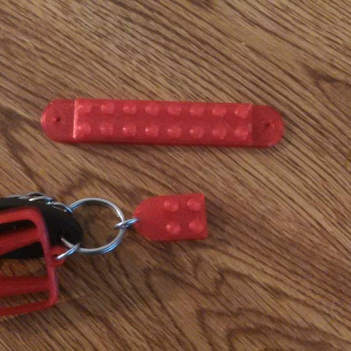 3D Printable Lego Key Holder by Gustav Ferdman