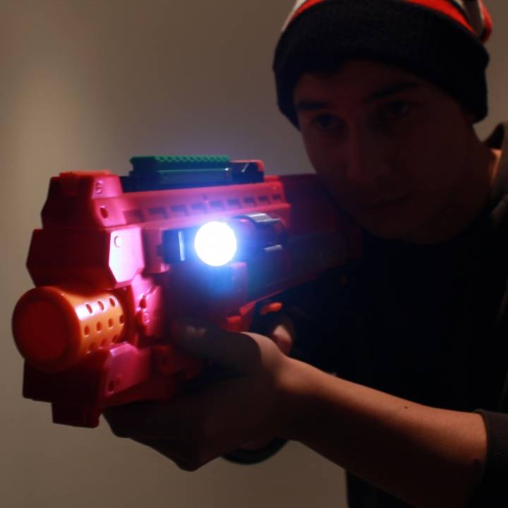 3D Printable Nerf Rivals Flash light holder by Kirby Downey